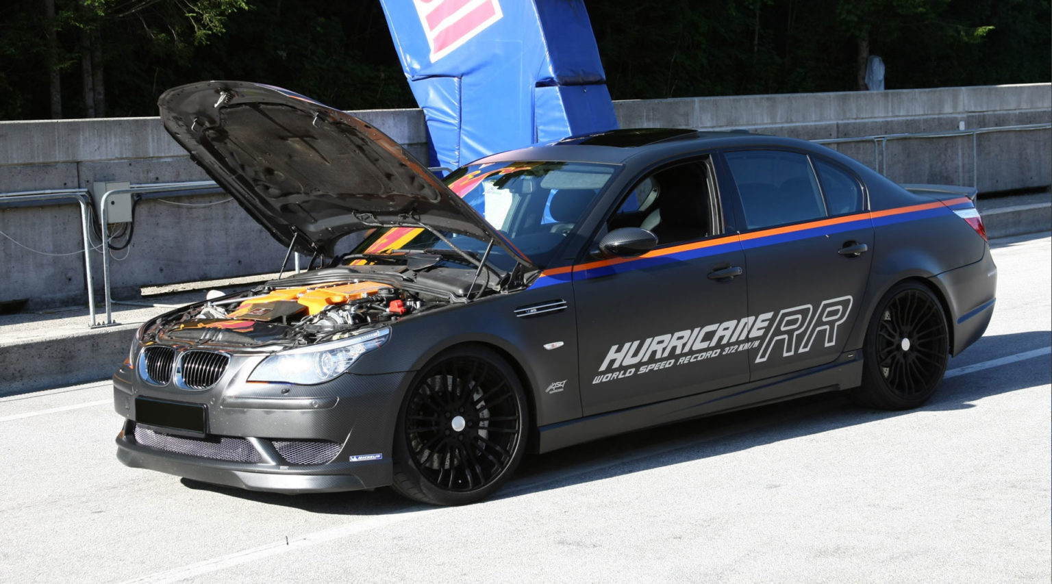 BMW M5 E60 - infinitas engineering