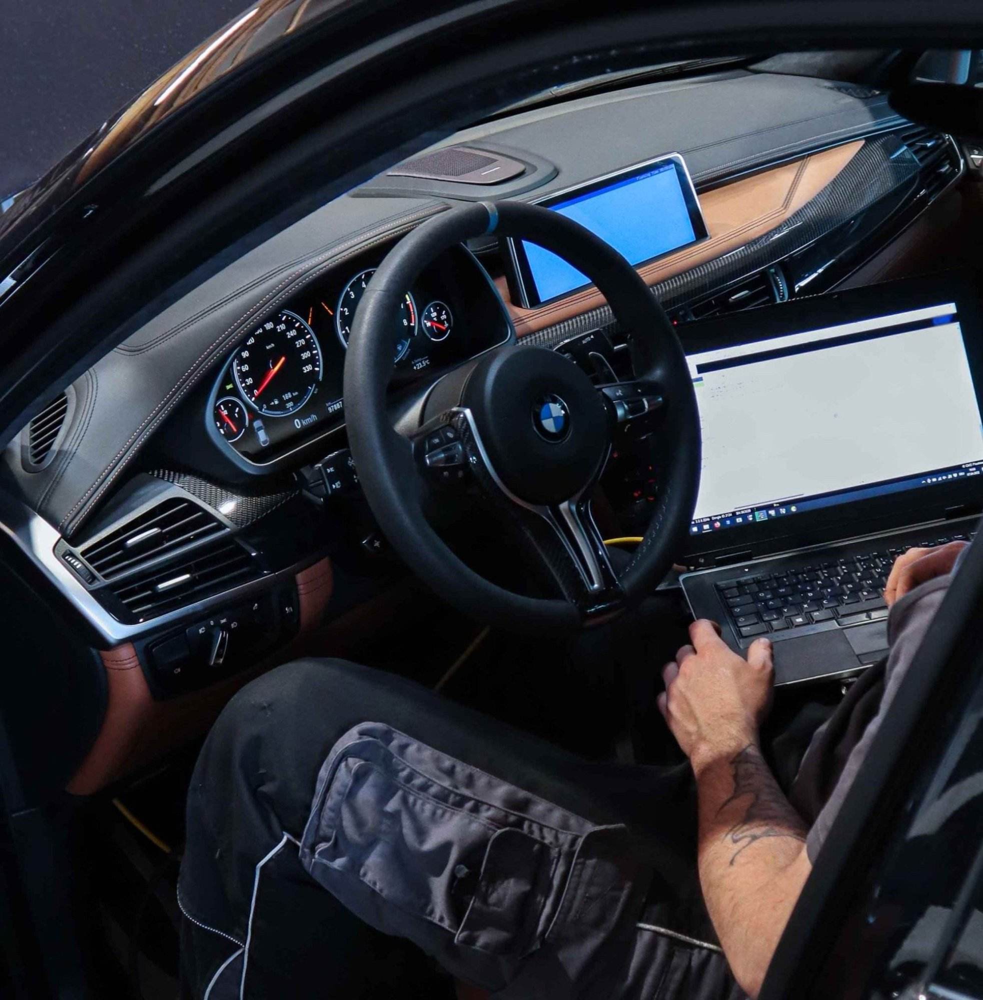 BMW G12 M760li 880 hp / 1200 Nm - infinitas engineering