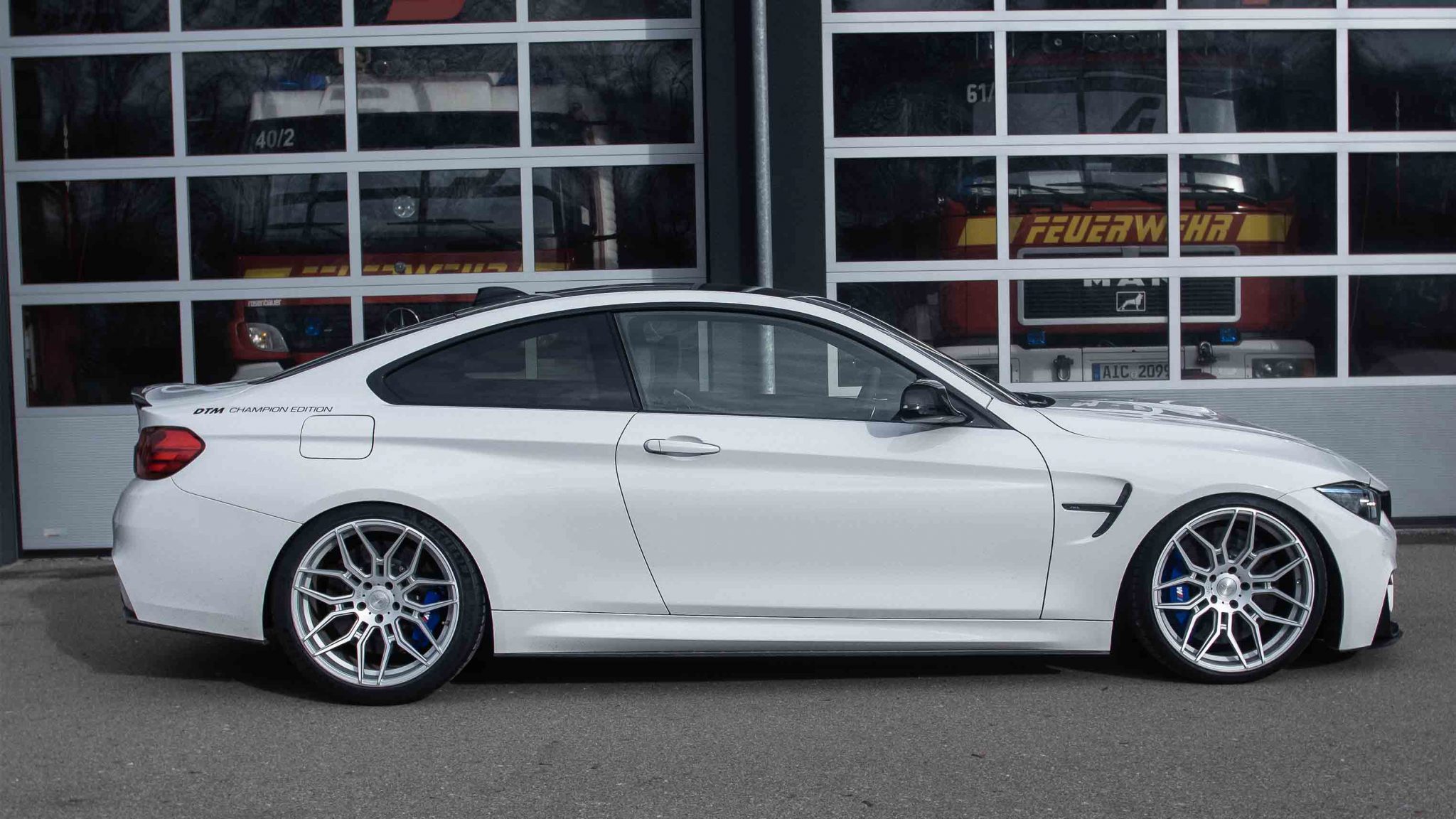 Wunderschone Bmw M4 F82 Tuning Fotos