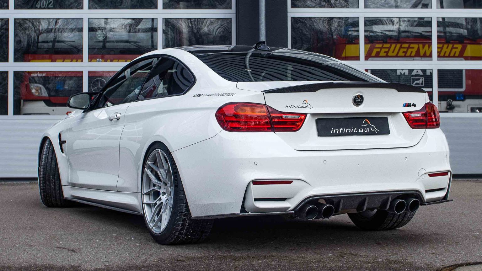 Wunderschone Bmw M4 F82 Tuning Fotos